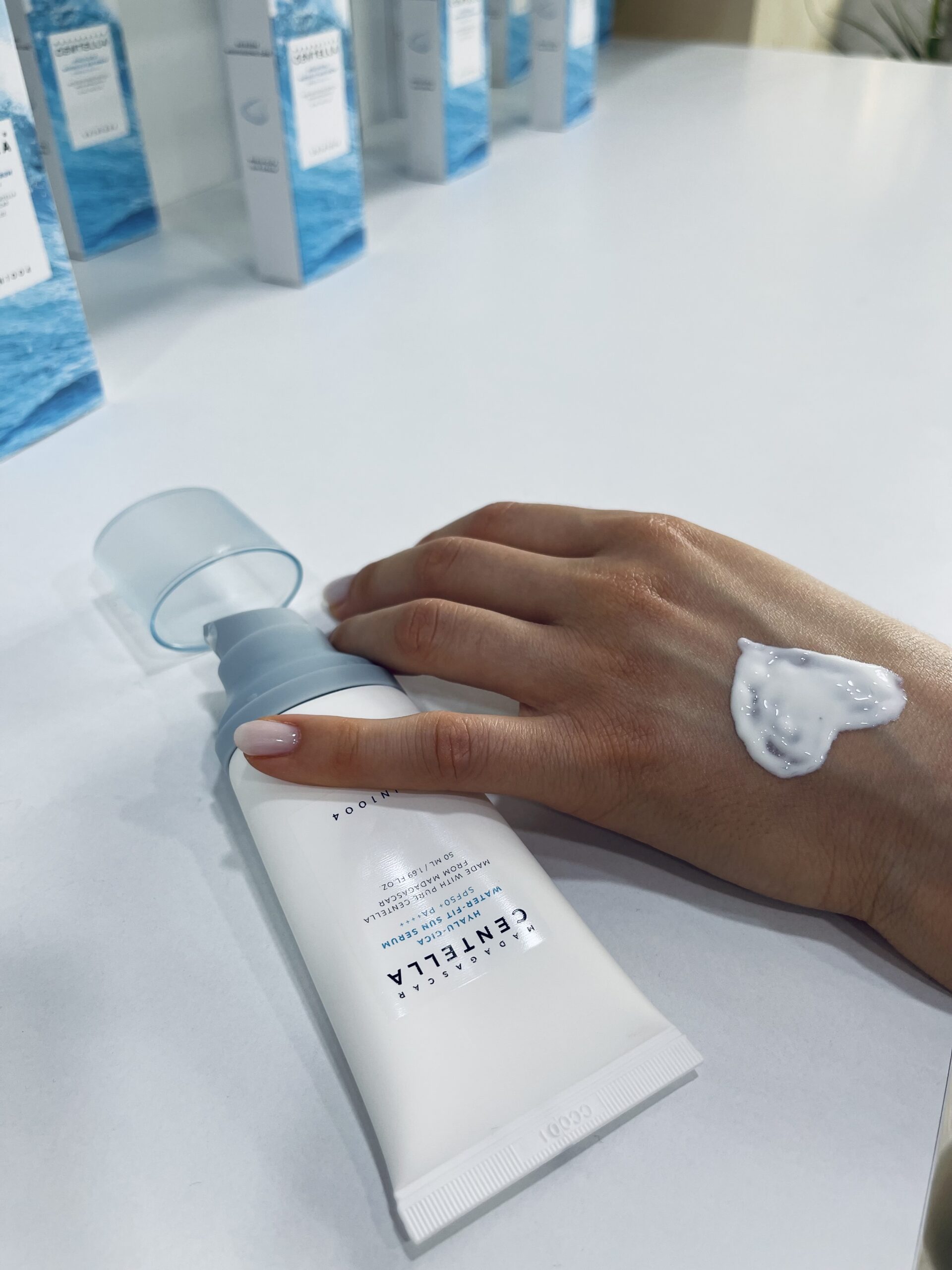 Skin1004 Centella Hyalu-Cica Water Fit Sun Serum SPF50+ PA++++ (50ml ...